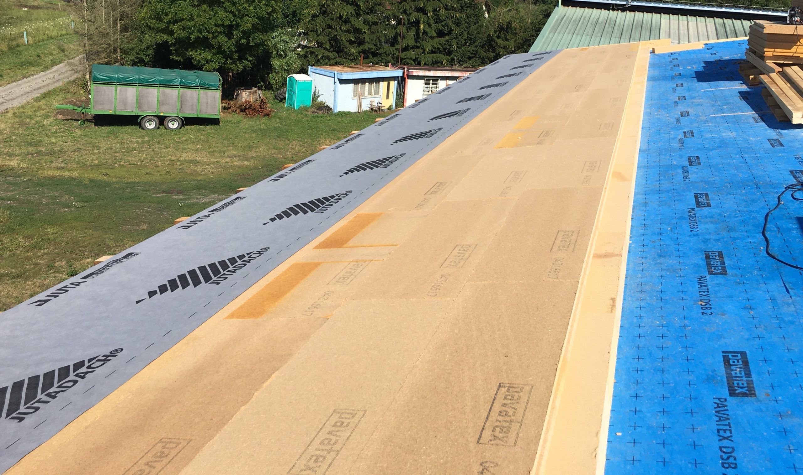 PAVATEX nad pohledovými krokvemi | Insowool